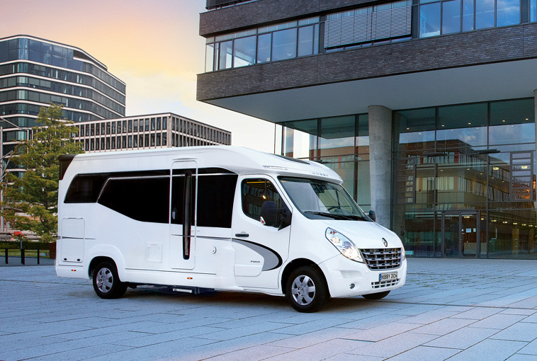 Hobby Premium Van - kamper pełen światła